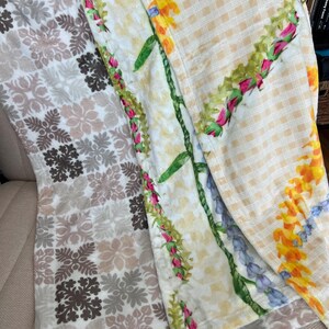 Hawaiian Palaka Lei Strands Soft Polyester Blanket, Throw, Hawaii ...