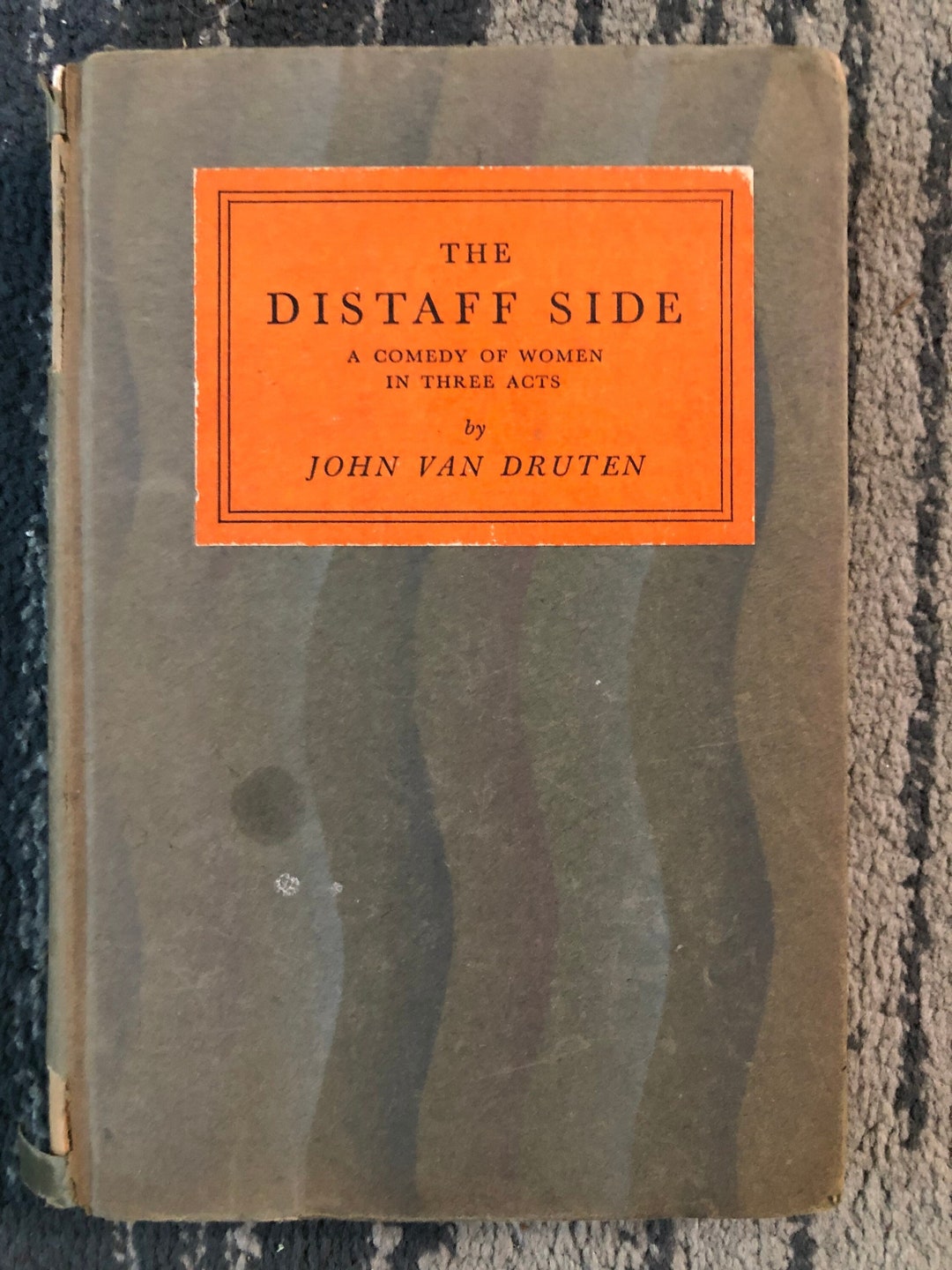 The Distaff Side - Etsy