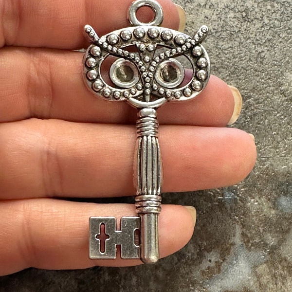 Skeleton Key Owl - Etsy