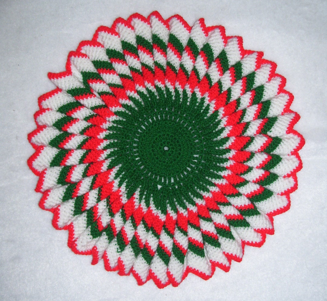 Christmas Doily Vintage Crochet Ruffle Star Round Red Green White ...
