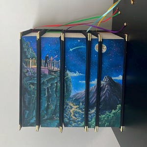 Full 5 Book ACOTAR Hand Painted Fore Edge Detail Box Set Special ...