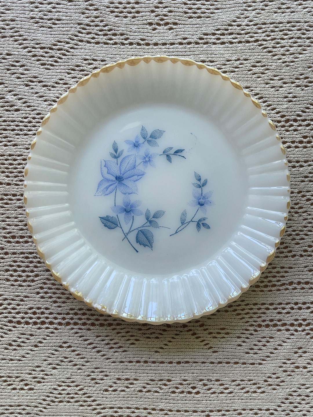 Set of Four 9” Vintage Termocrisa Mexico Milk Glass Dishes Plates With ...