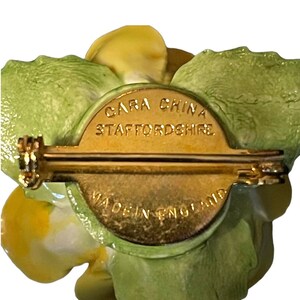 Beautiful Vintage STAFFORDSHIRE Cara China Brooch Pin With Hand Painted ...