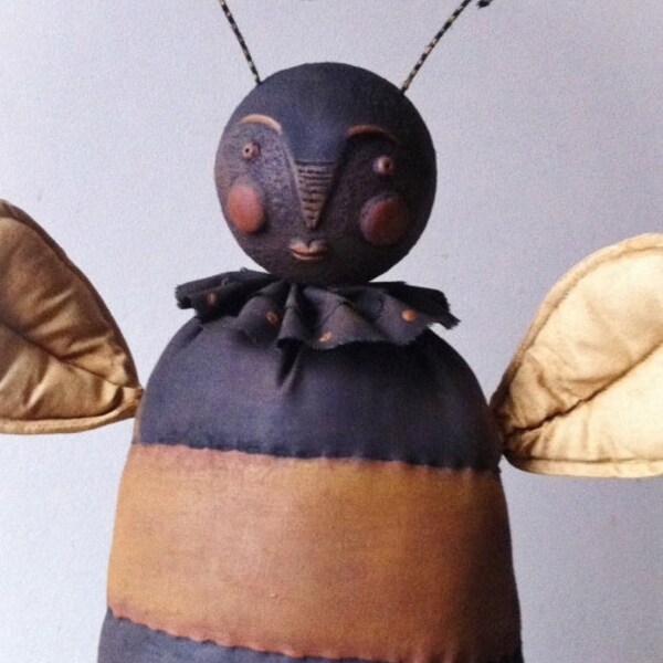Primitive Bee - Etsy