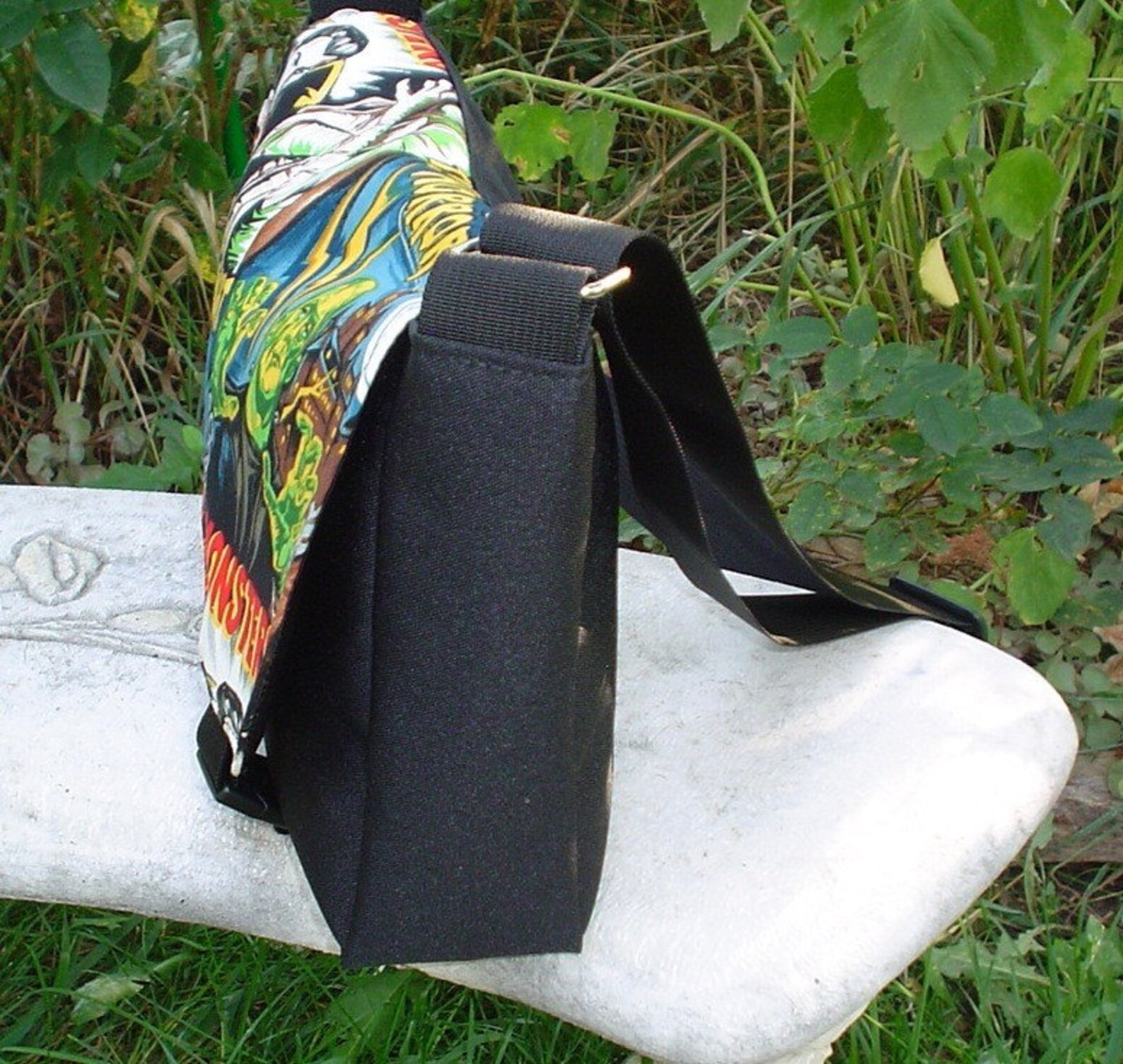 Movie Monsters Mini Messenger Bag, Cross Body Bag, Small Messenger, the ...