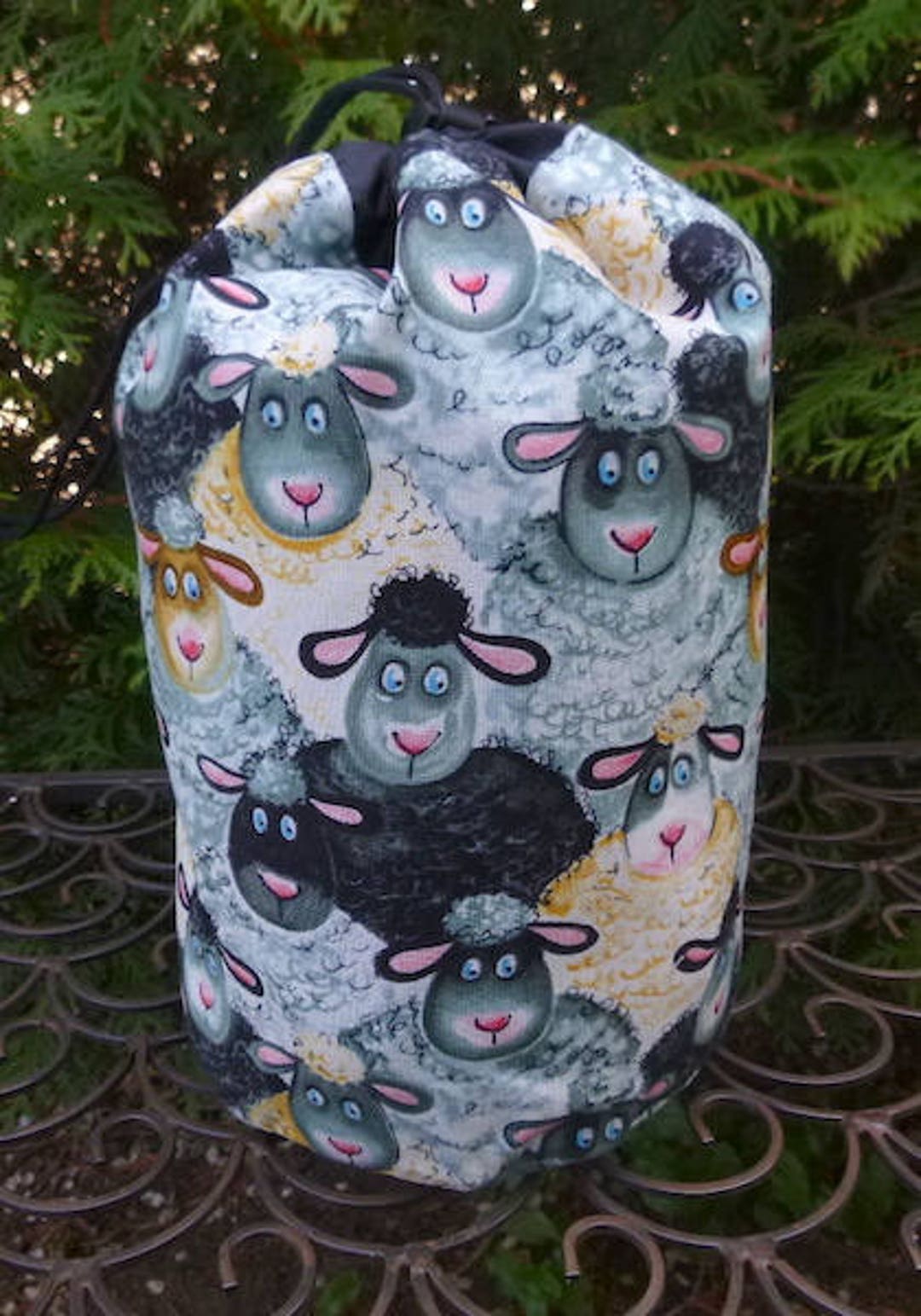 Sheep Round Knitting or Crochet Project Bag With Drawstring, Barnyard ...