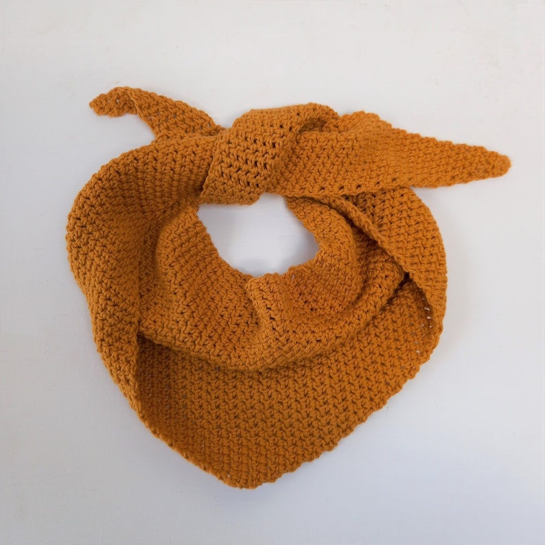 Crochet Pattern PDF Kestrel Scarf Neckerchief Triangle - Etsy