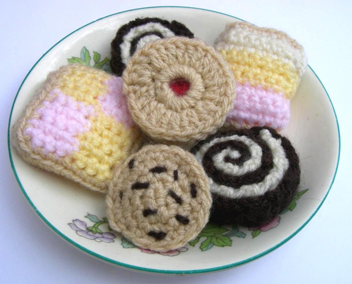 Crochet Pattern Cakes Biscuits & Cookies Jammy Dodger Swiss | Etsy