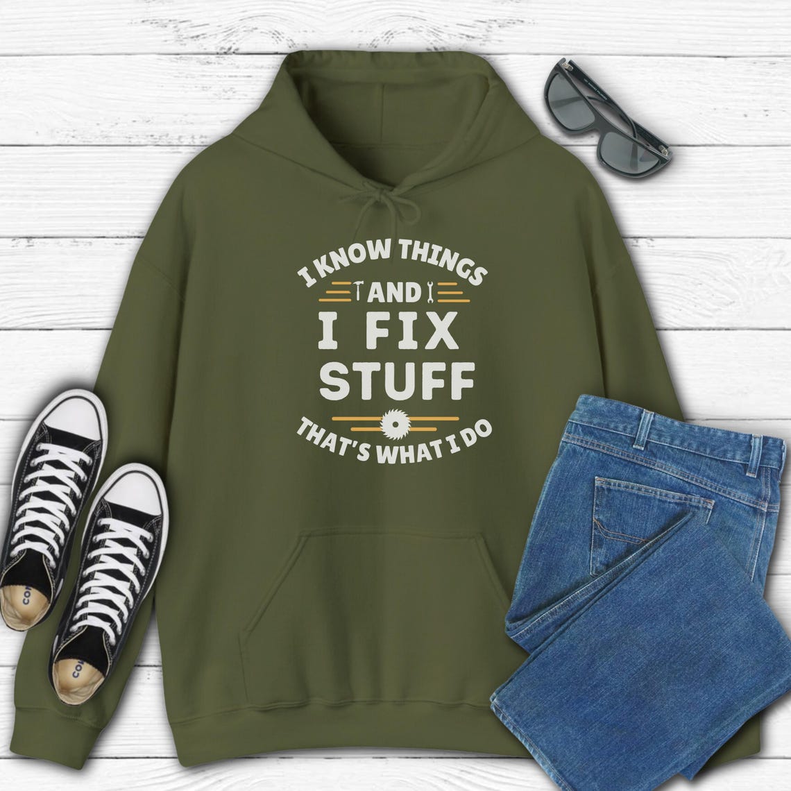I Know Things & I Fix Stuff Heavy Blend Hoodie - Handyman Gift - Etsy