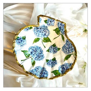 Bulk of Blue Hydrangeas Wedding Large Scallop Ring Dishes ,seashell ...