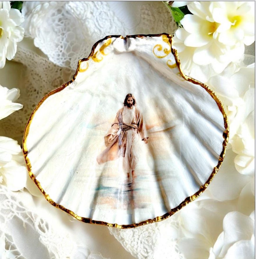 Jesus Christ Scallop Shell Ring Dish, Religious Coastal Decor - Etsy