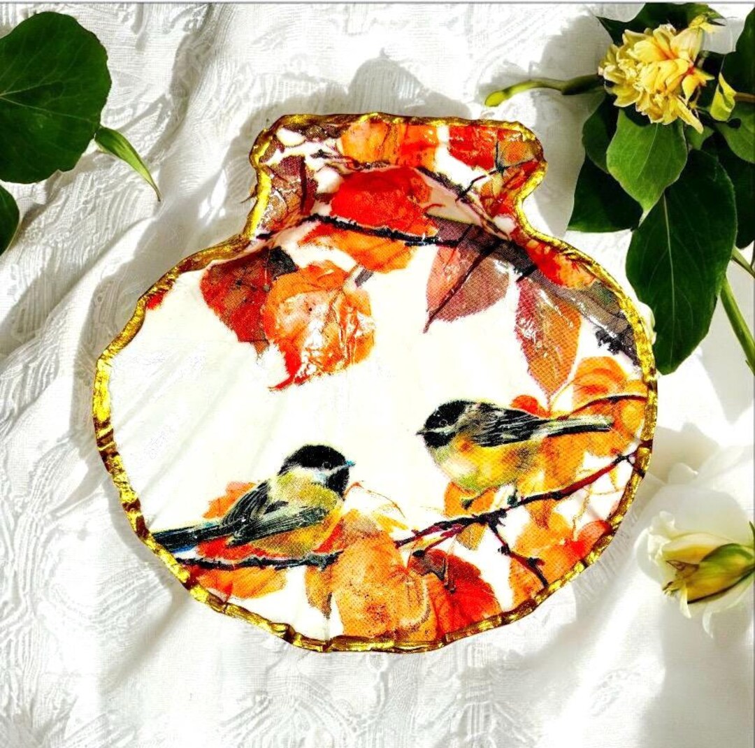 Decoupage Scallop Shell Fall Leaves and Pair of Birds Ring Dish ...