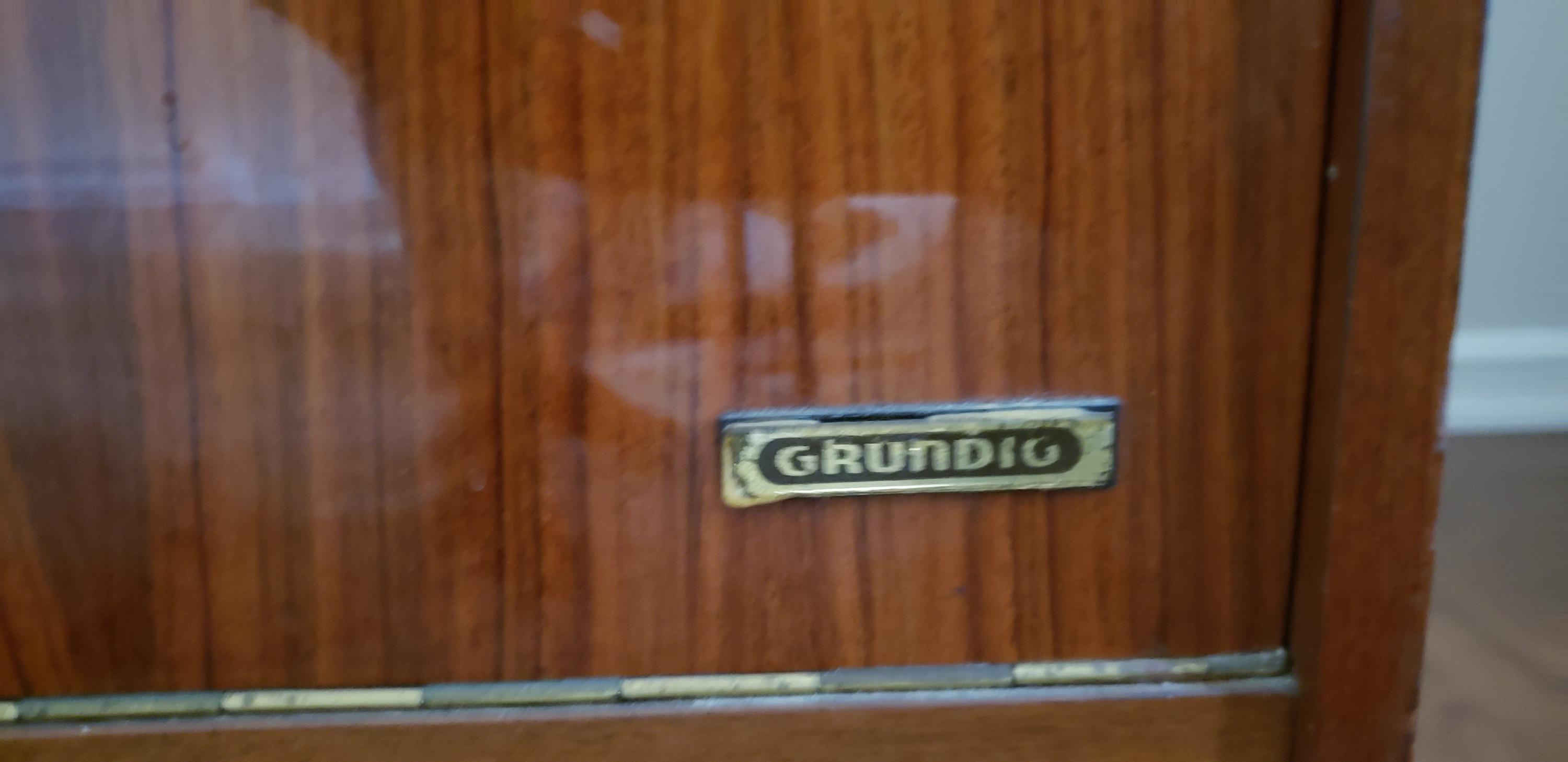 Vintage 1960s GRUNDIG CONSOLE Radio and Record Player - Etsy