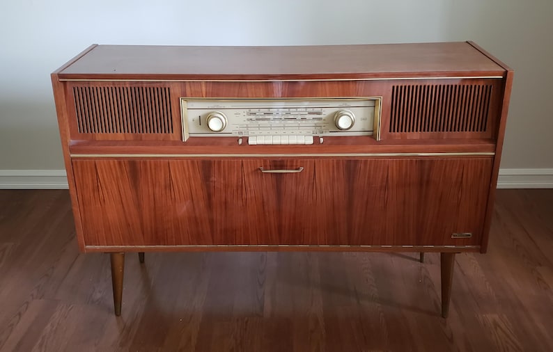 Vintage 1960s GRUNDIG CONSOLE Radio and Record Player - Etsy