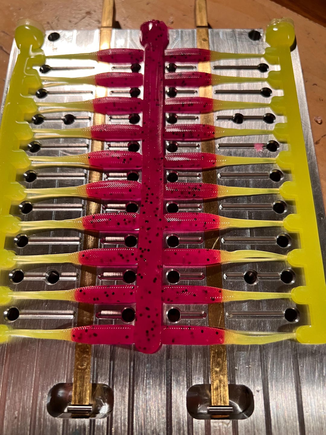 2 Inch Baby Shad Hot Pink W/chartreuse Tails Crappie Panfish Scented ...