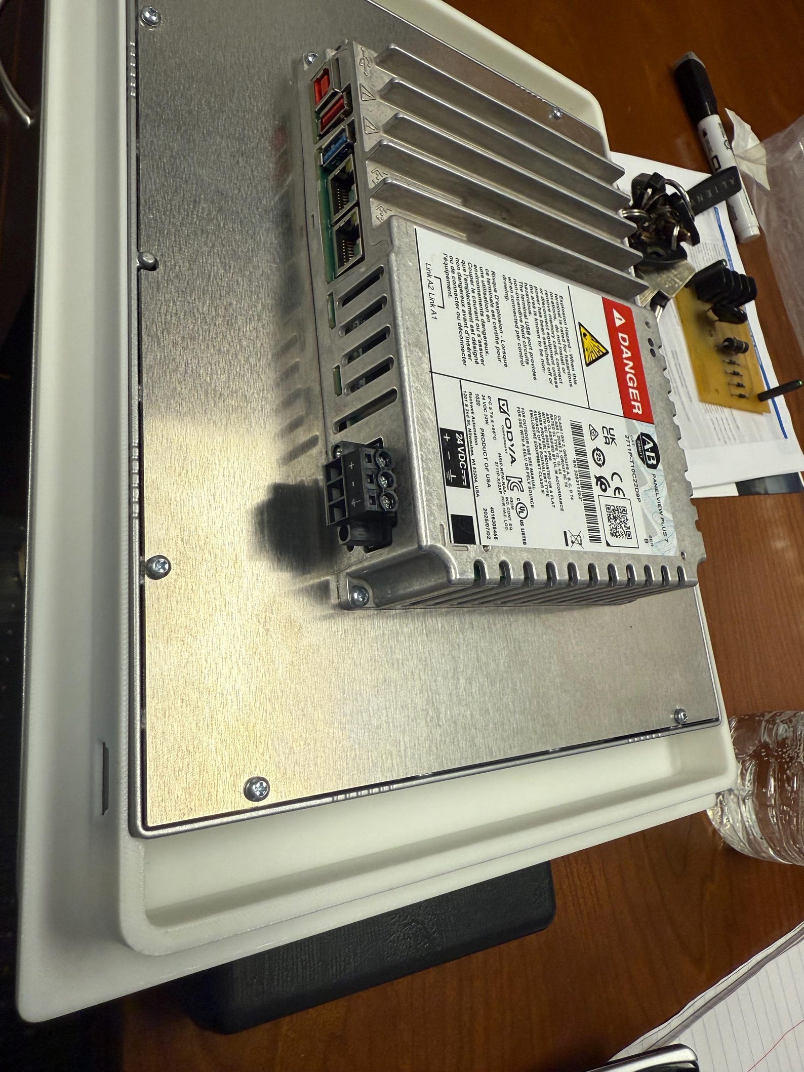 Panelview Plus 1000 to Panelview 7 Performance – Adapter Mounting Plate ...