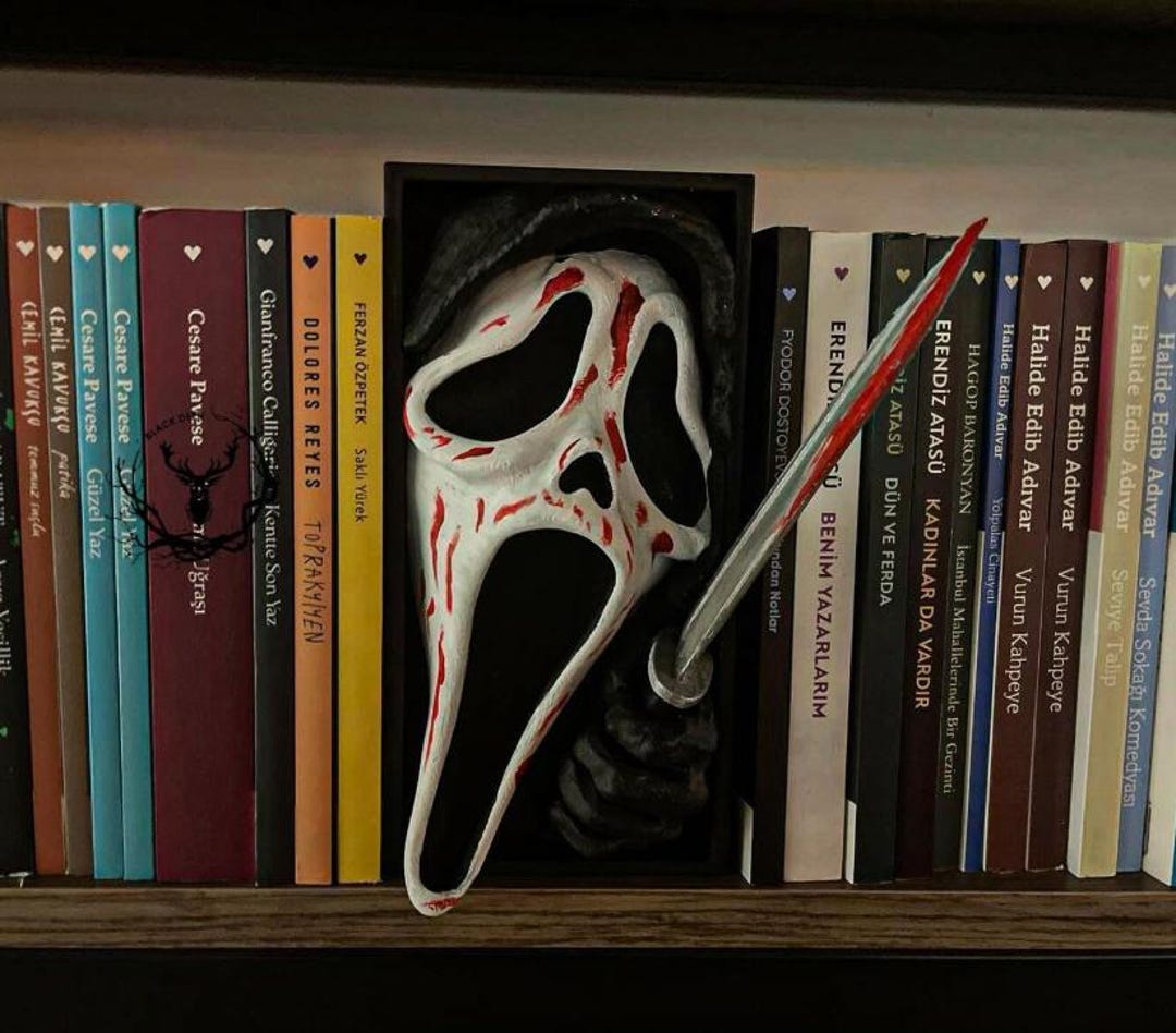 Ghostface Book Nook – Scream Horror Bookshelf Insert, 3D Printed Scary ...