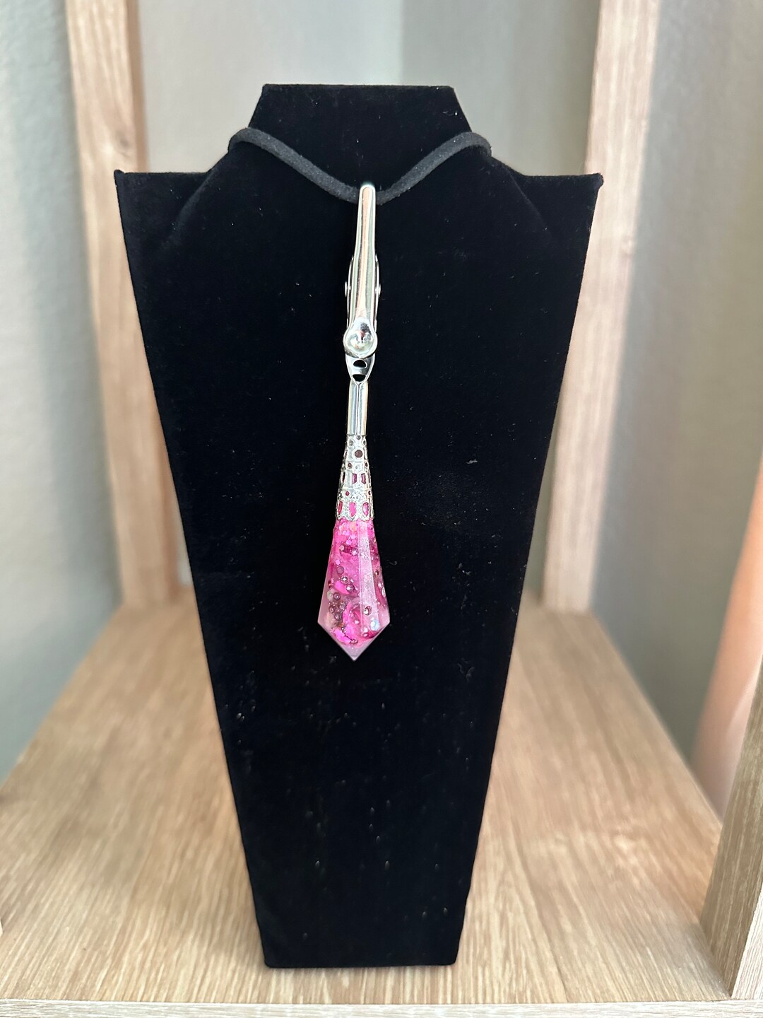 Resin Clip Debit Card Clip Credit Card Clip Long Nail Grabber Bracelet ...