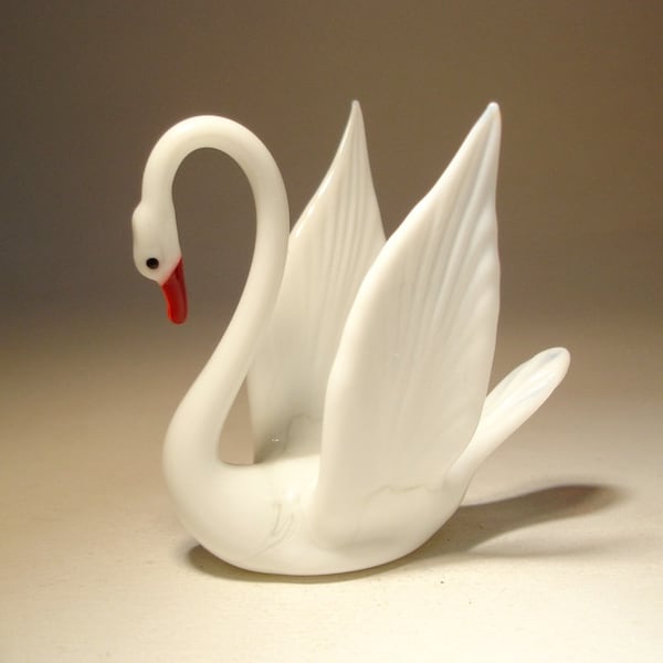 Glass Swan - Etsy