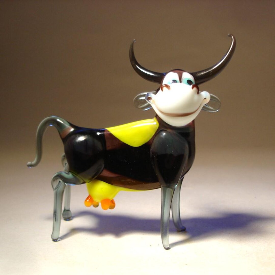 Glass COW Figurine Handmade Blown Glass Art Farm Animal Comic Happy COW ...