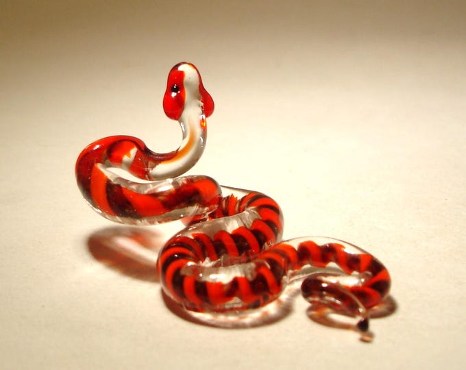 Handmade Blown Glass Reptile Figurine Red and Black Striped Slithering ...