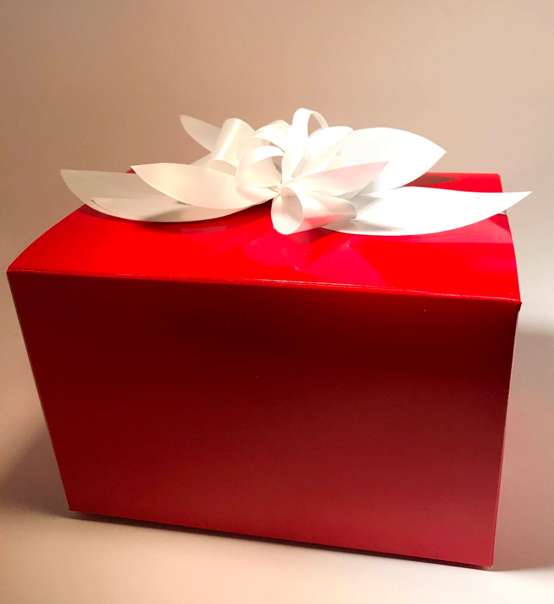 Red Gift Box With White Bow for Glass Figurines - Etsy