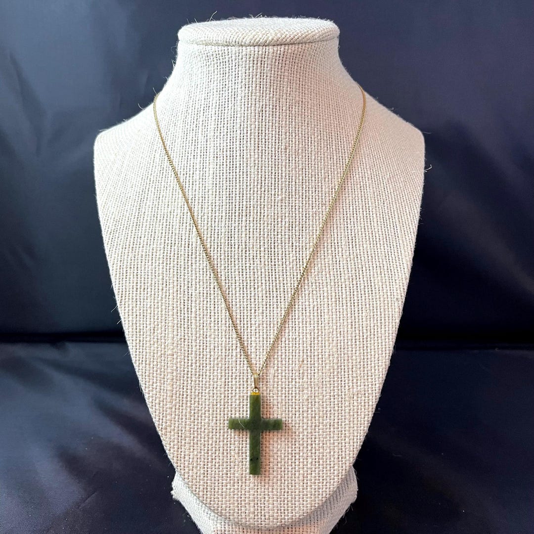 Vintage Green Stone Cross Pendant Necklace: Thin Gold Tone Chain Marked ...