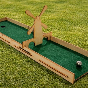 Finger Putts, Build Your Own 10 Hole Minature Crazy Golf Course ...