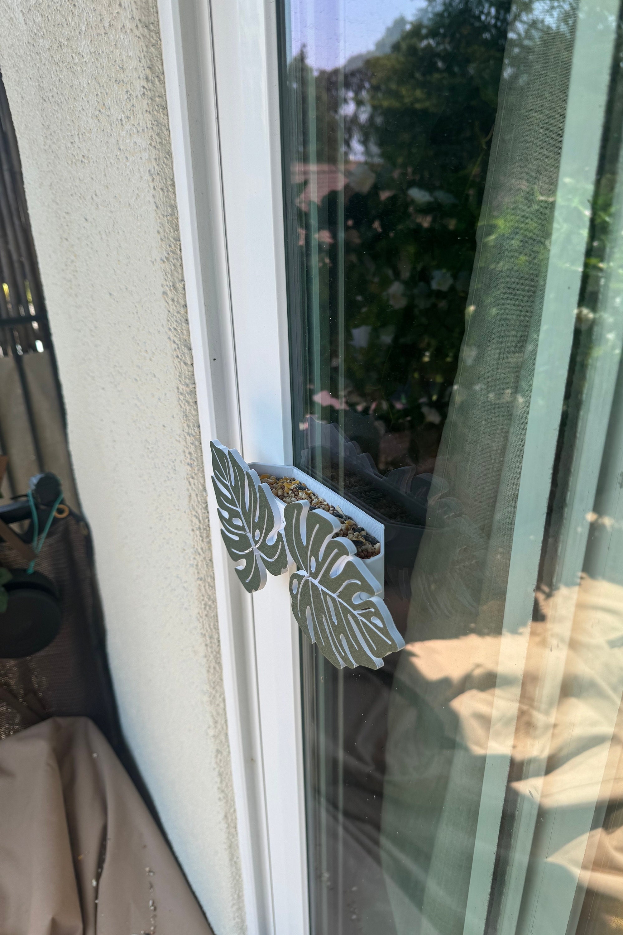Monstera Stick-on Window Bird Feeder: 3D Printed Handcrafted Serenity ...