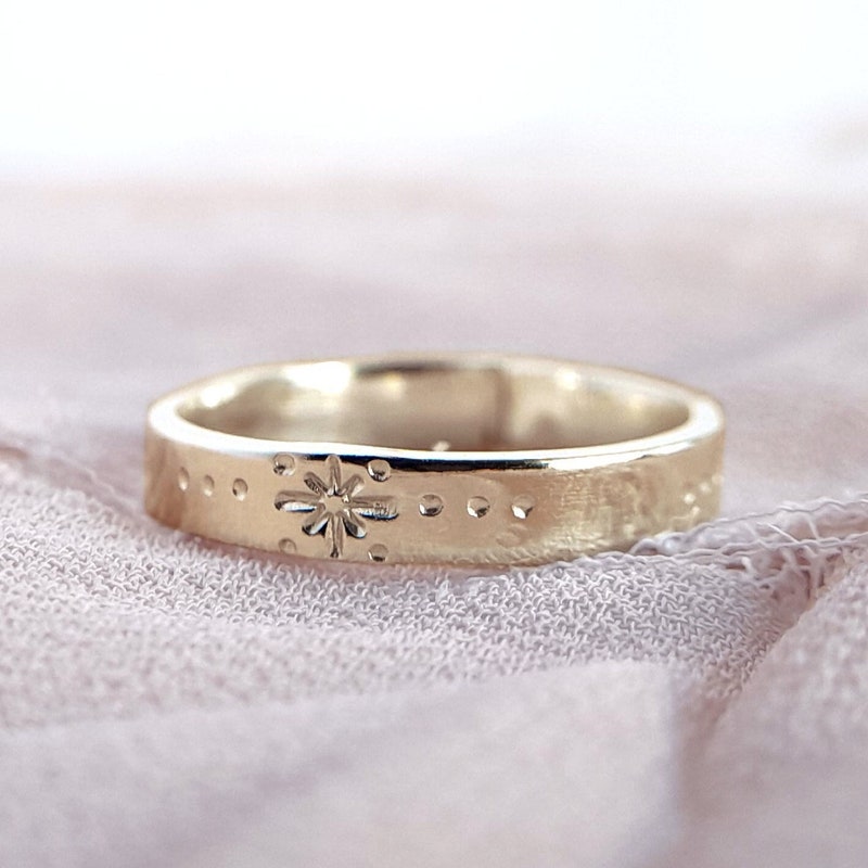 Star Wedding Band - Etsy