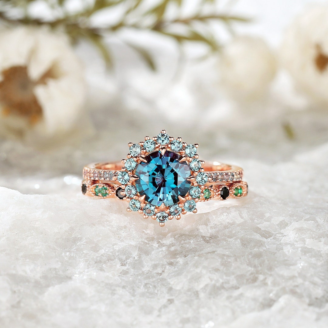 Dainty Round Alexandrite Engagement Ring Set Vintage Alexandrite Halo ...