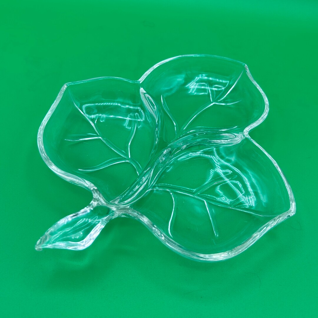 Ivy Leaf Divided Condiment Dish - 3-part, Nuts, Snacks, Charcuterie ...