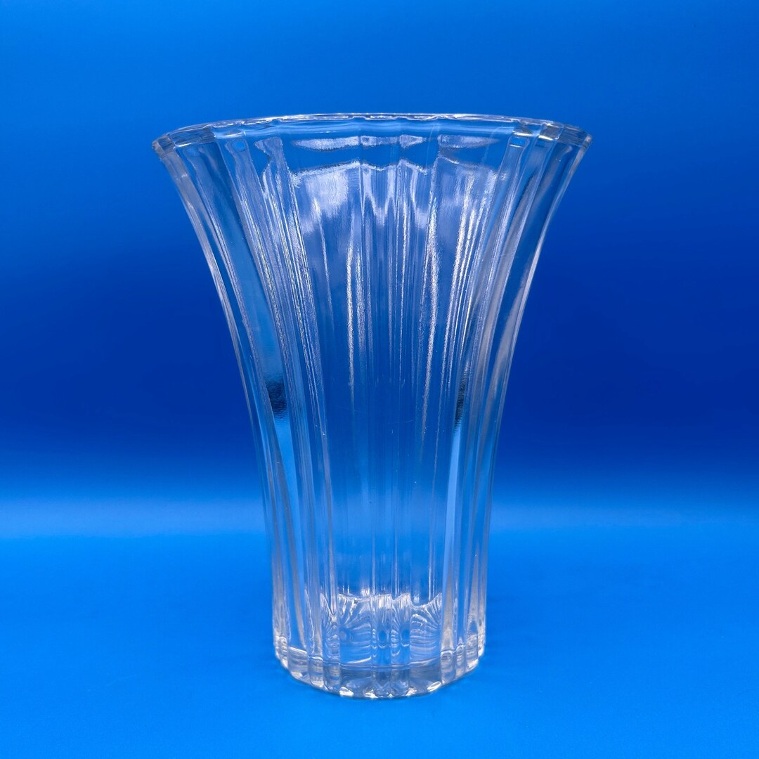 Old Cafe Anchor Hocking Vase Vase, Glass, Clear, Vintage, Antique ...