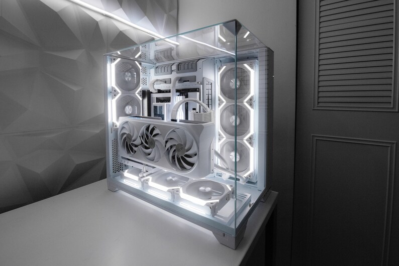White Gaming PC snowblind Custom High-end Computer 4090 I9-14900ks 64GB ...