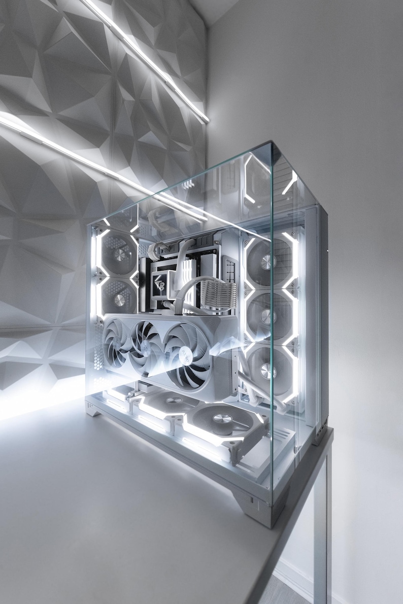 White Gaming PC | "snowblind" Custom High-end Computer | 5090 | I9 ...