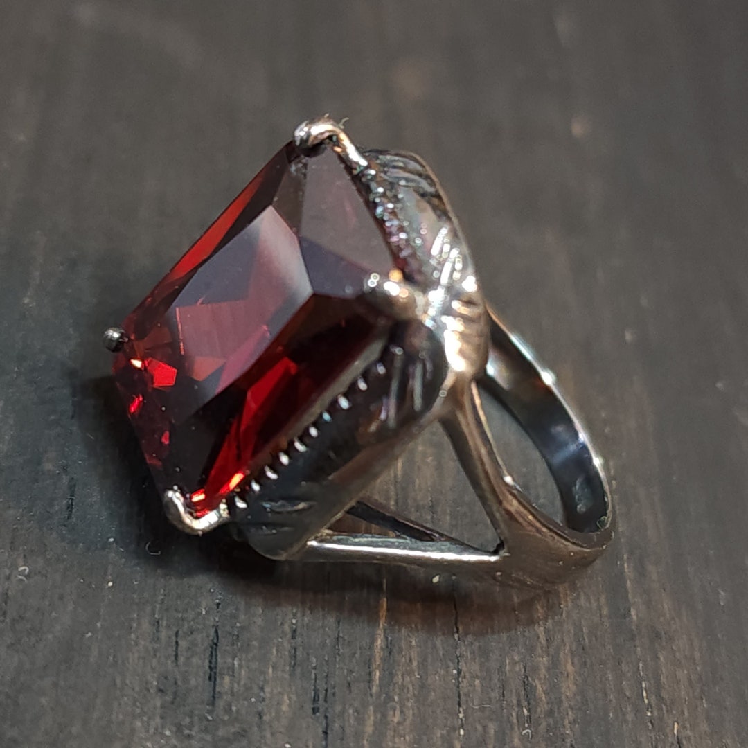 Vintage Sterling Silver Red CZ Ring, Size 7 Large Garnet Ruby Ring, Big ...