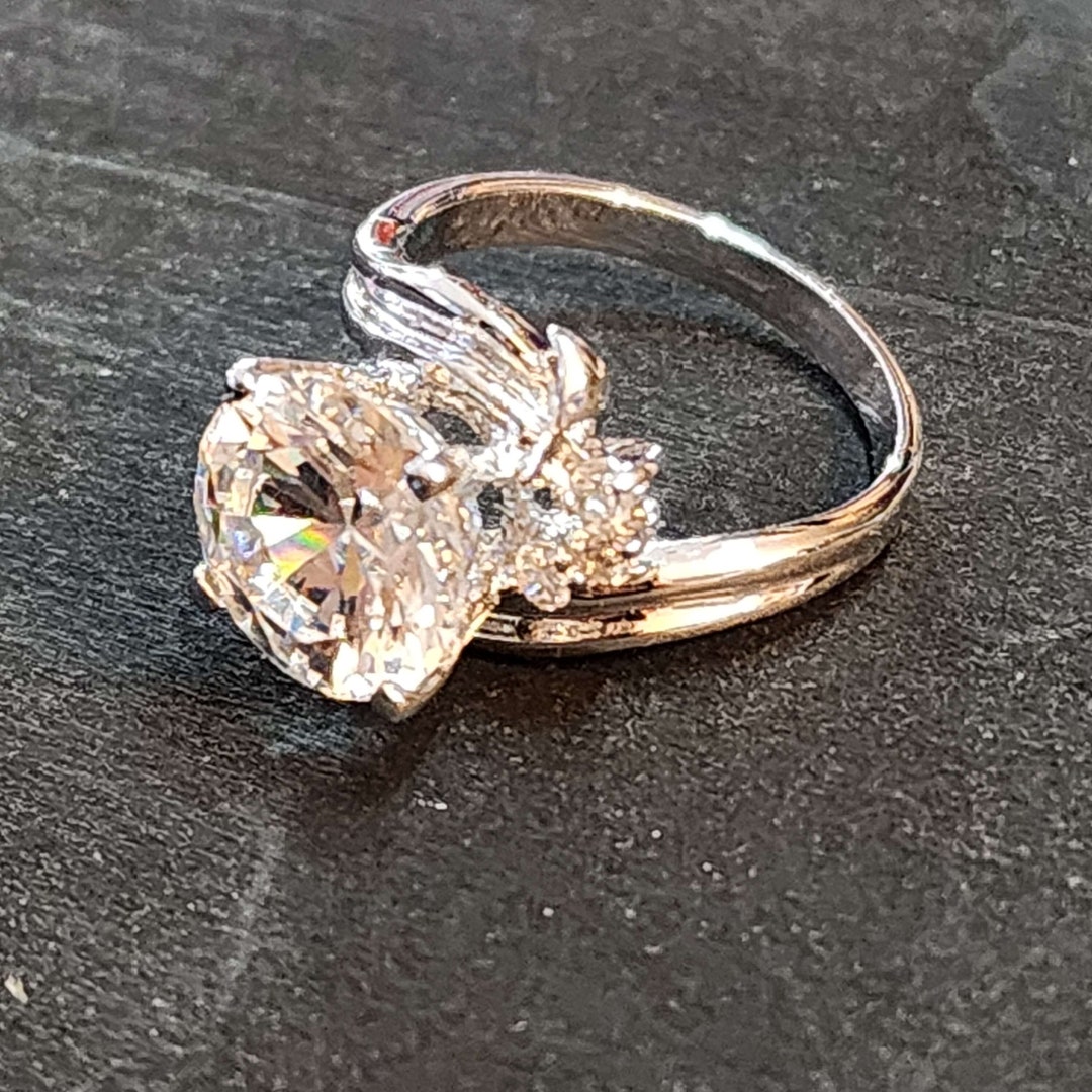 Size 6 Vintage Large Solitaire Engagement Ring, 9mm CZ Women's Faux Diamond Ring - Etsy