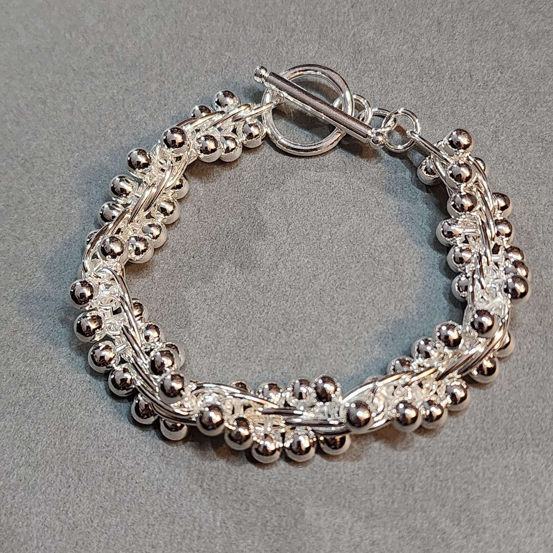 Silver Chain Jangle Bracelet 7.75 Inches, Toggle Clasp. High Fashion ...