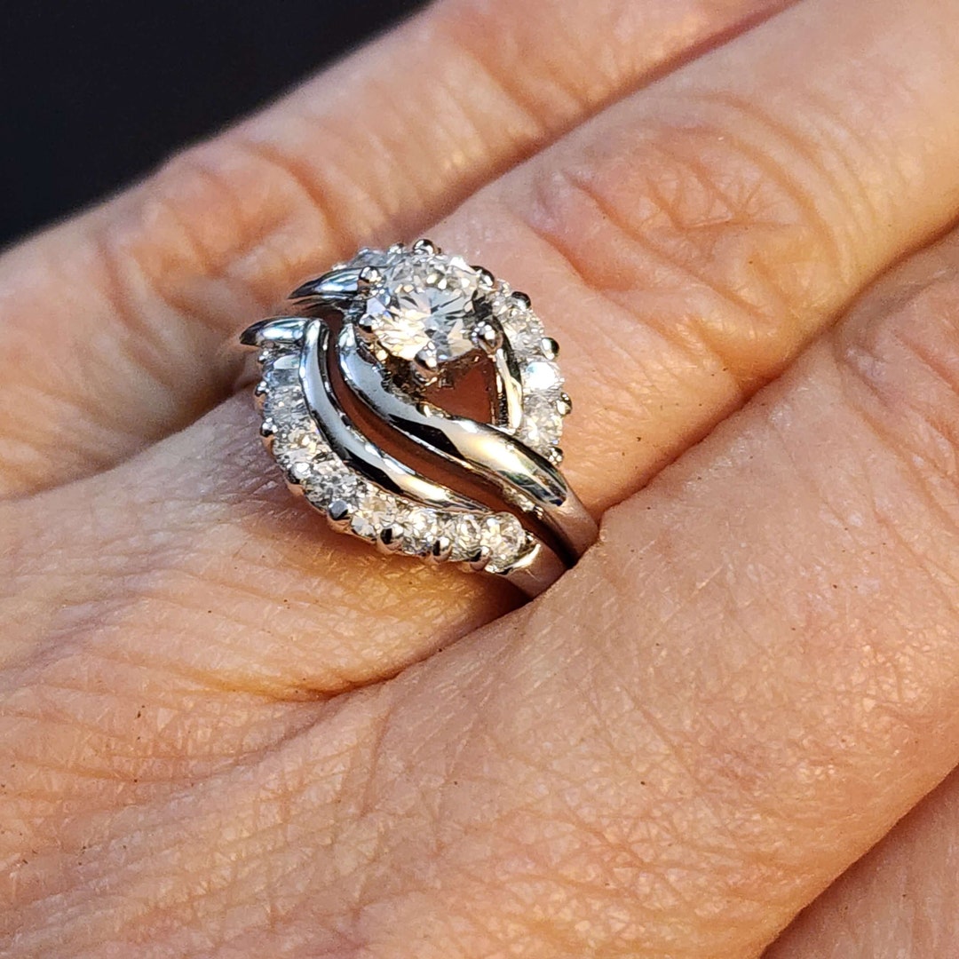 Size 9 Interlocking Silver Wedding Ring Set, Halo 2 Piece Engagement ...