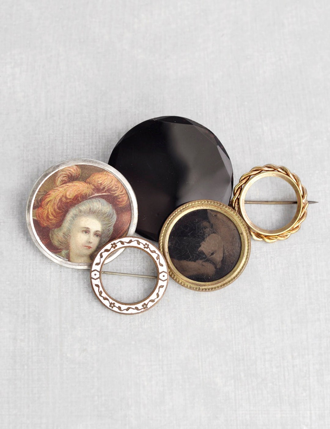 5 Antique Circle Pins Tintype Photo of Man Framed Paper - Etsy