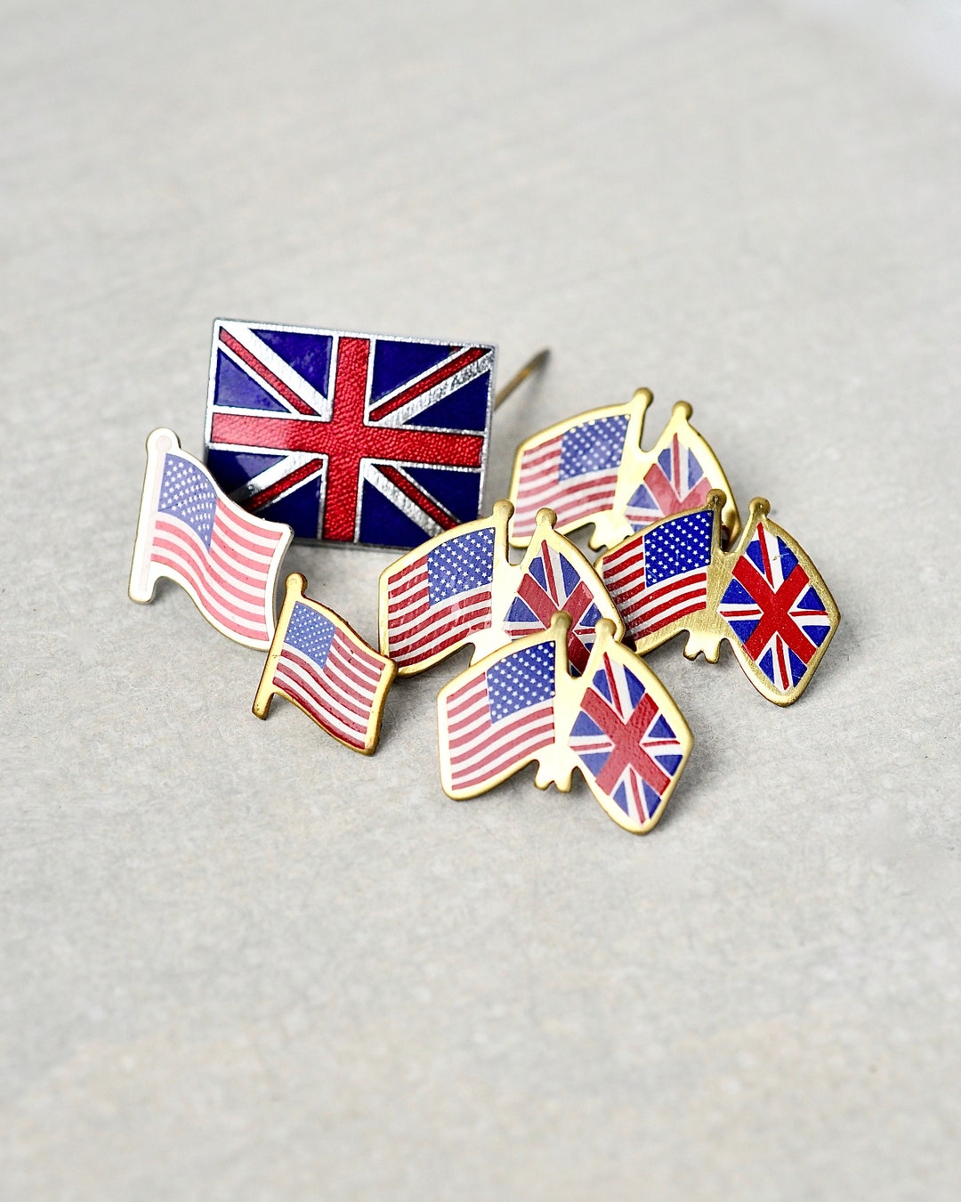 7 Vintage US UK Flag Pins United States United Kingdom Crossed Flags ...