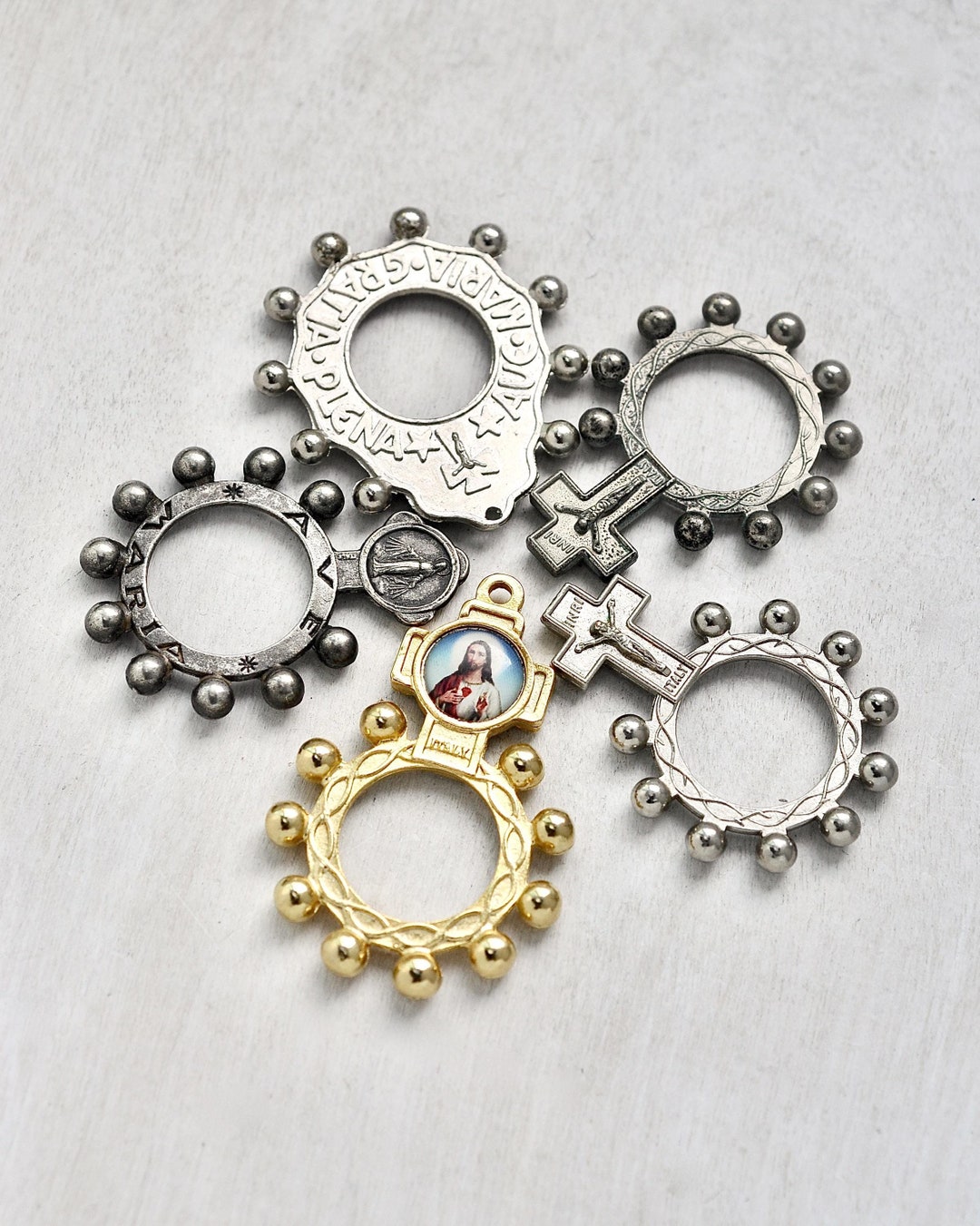 5 Vintage Rosary Rings Silver Gold Tone Metal Finger Pocket Rosaries ...