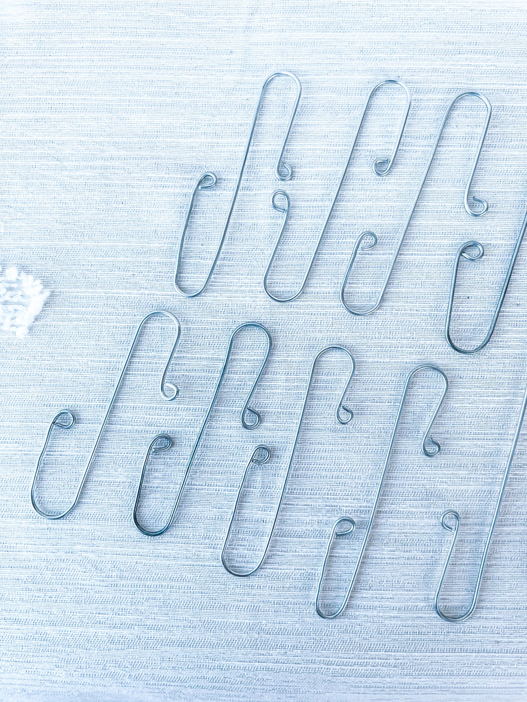 Silver Wire Hanging Hooks Small Metal S-shaped Wire Hanger Hooks Decor ...