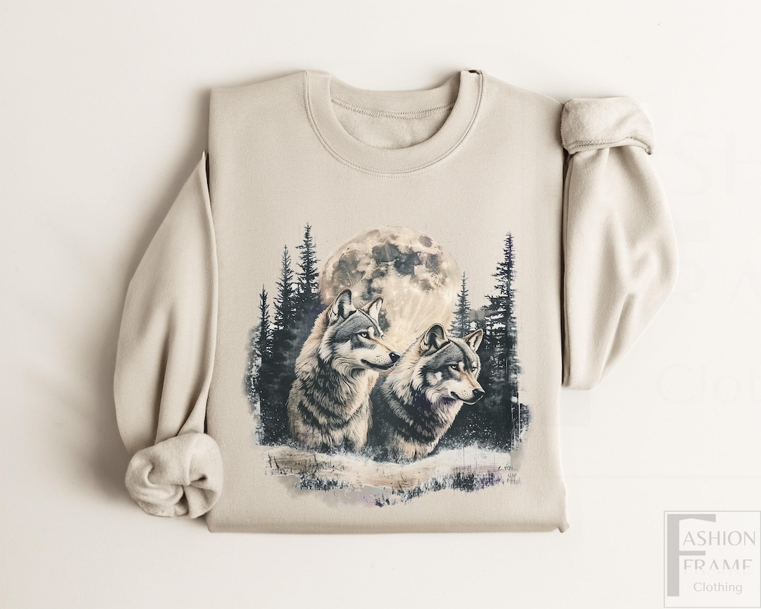Retro Vintage Wolves Howling Moon Sweatshirt, 90s Forest Wolf Lover ...