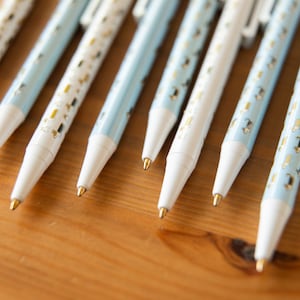 2 Corgi Pens - Etsy