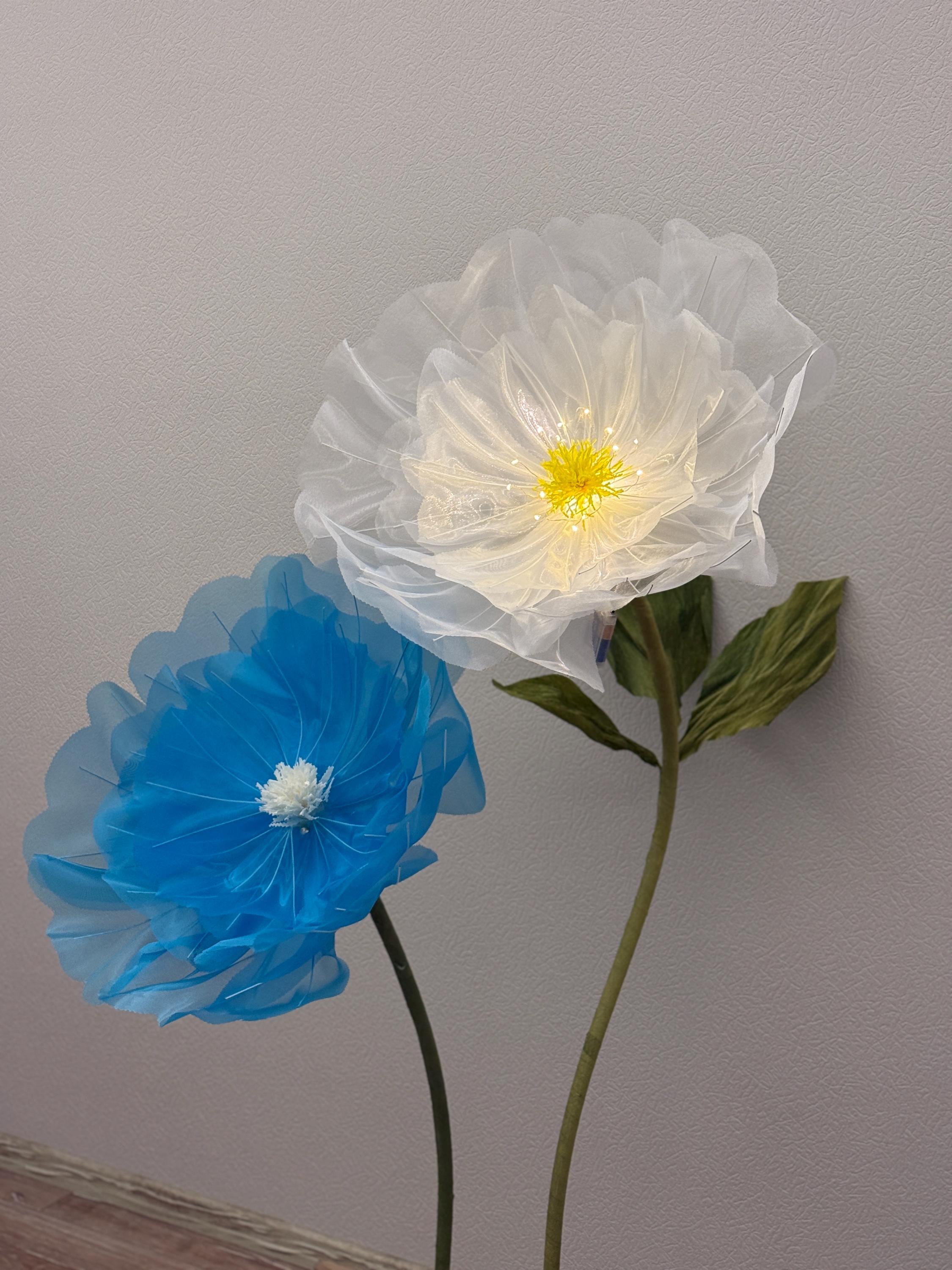Giant LED Flower Lamp, Tall Handmade Organza Flower Light, Romantic ...