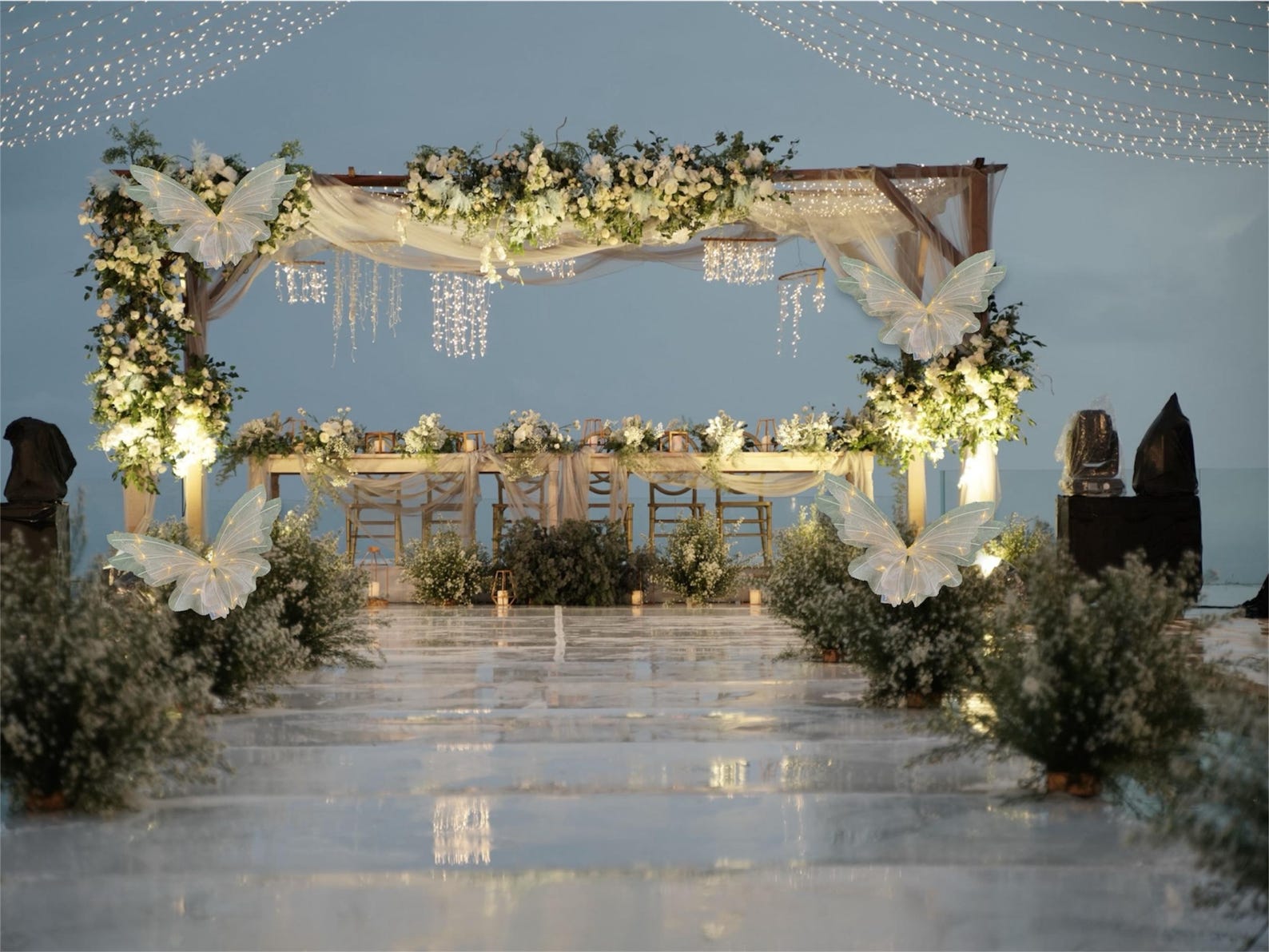Butterfly Wedding Decoration With Lights – Romantic White Butterfly ...