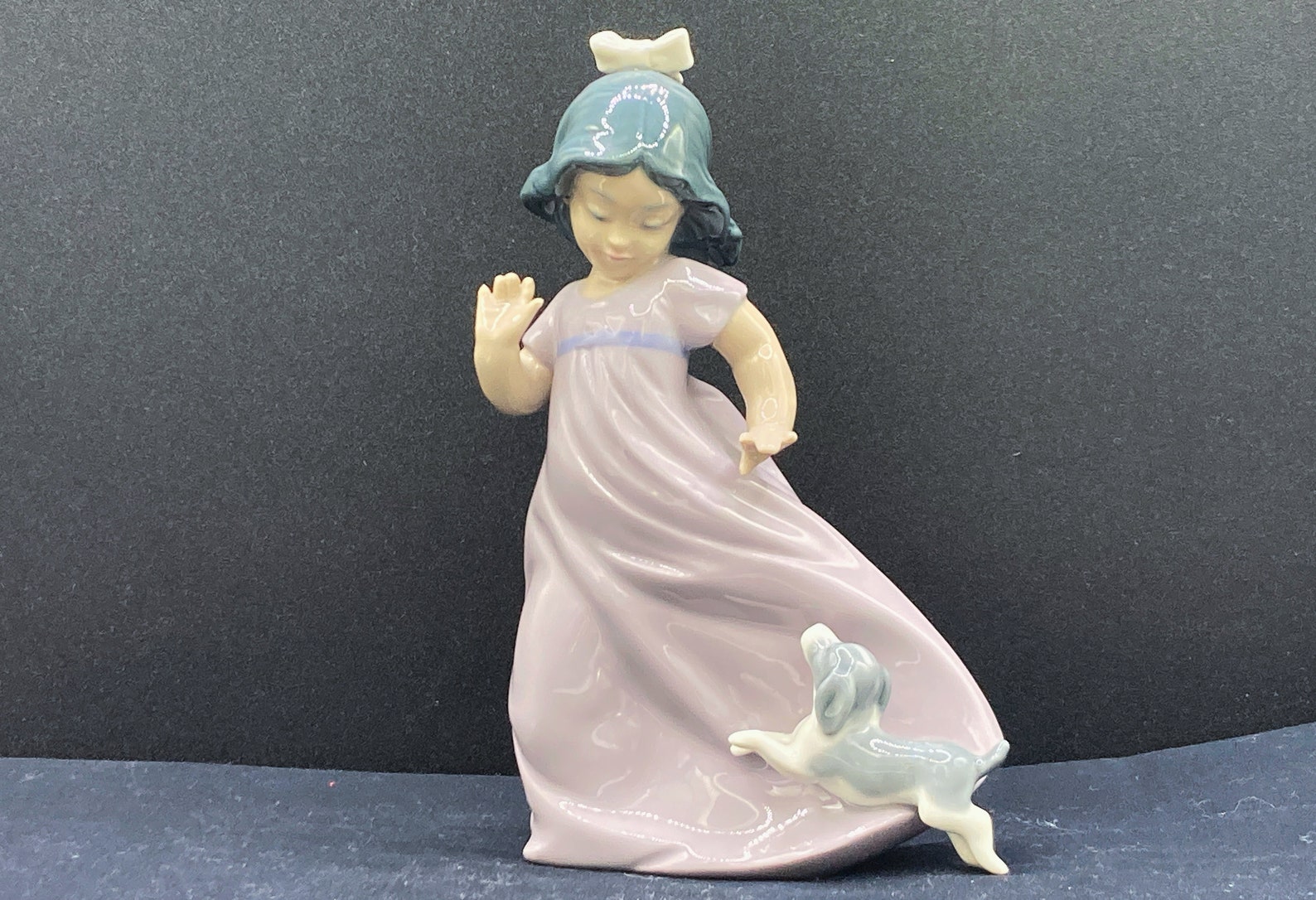 Vintage 1987 NAO Lladro Girl Playing With Dog Figurine Daisa Retired ...