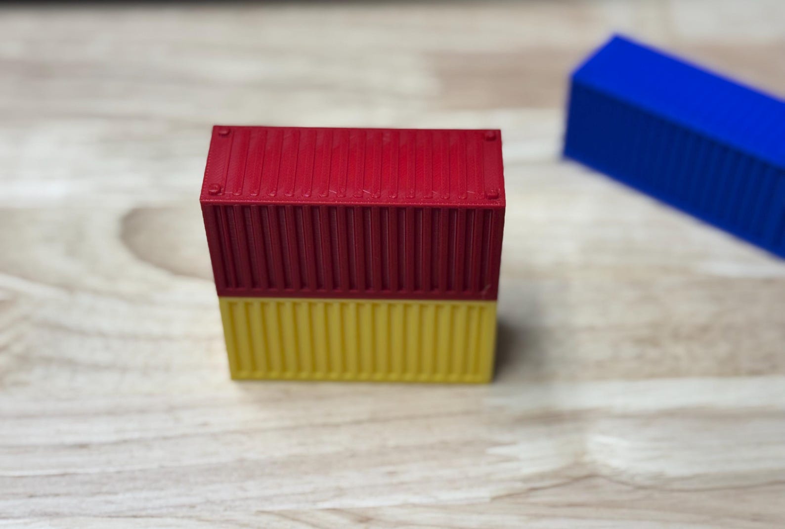 HO Scaled Stackable Shipping Containers - Etsy Canada