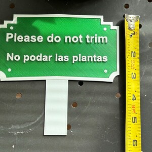 Bilingual “do Not Trim” Plant Sign - Etsy